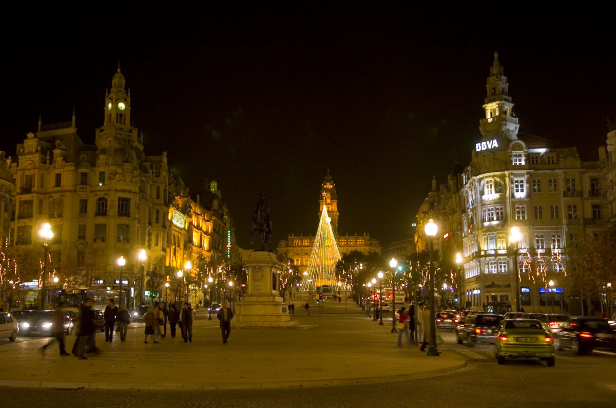Top Things to Do in Porto in Winter - Carey On Travels